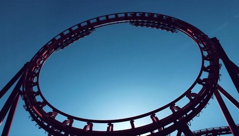 SooperDooperLooper: Thrilling First Loop Coaster Since 1977